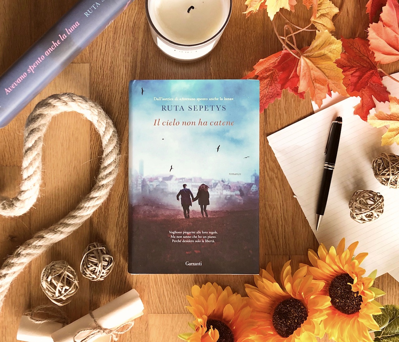 Libro "Il cielo non ha catene" Ruta Sepetys - Recensione