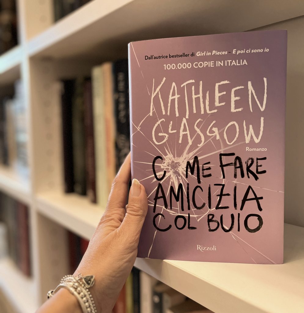 Libro "Come fare amicizia col buio" Kathleen Glasgow