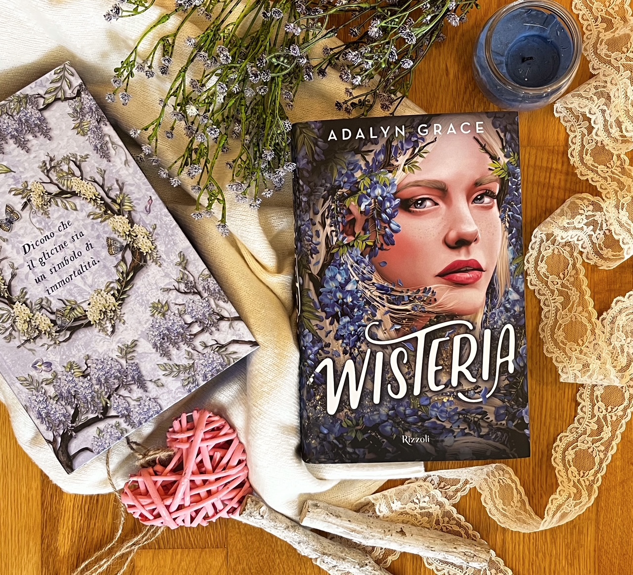 Libro "Wisteria" Adalyn Grace - Recensione