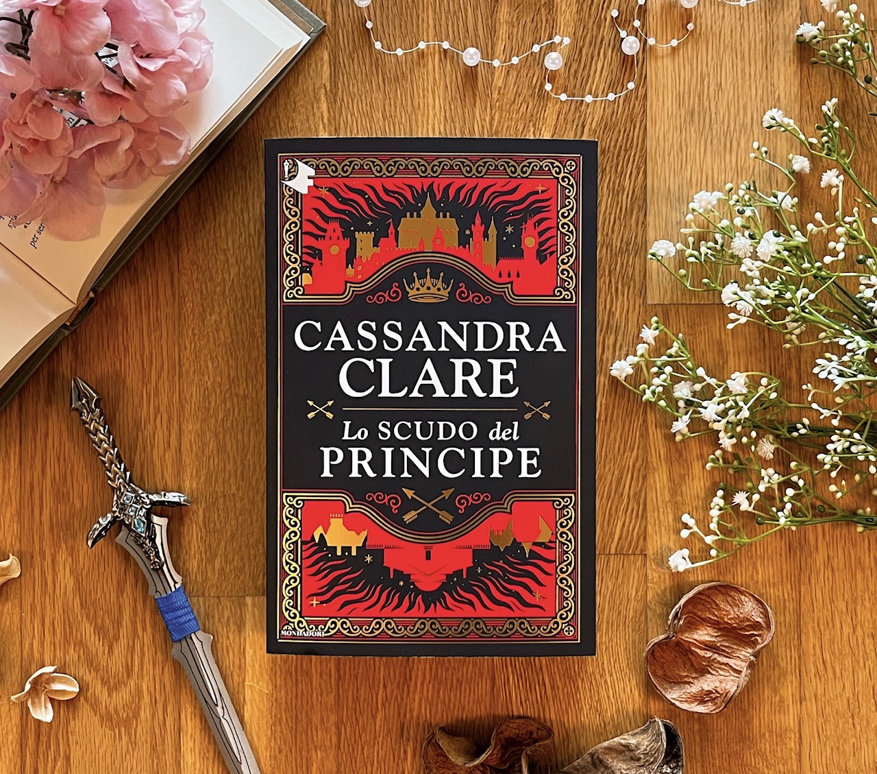 Libro "Lo scudo del principe" Cassandra Clare - Recensione